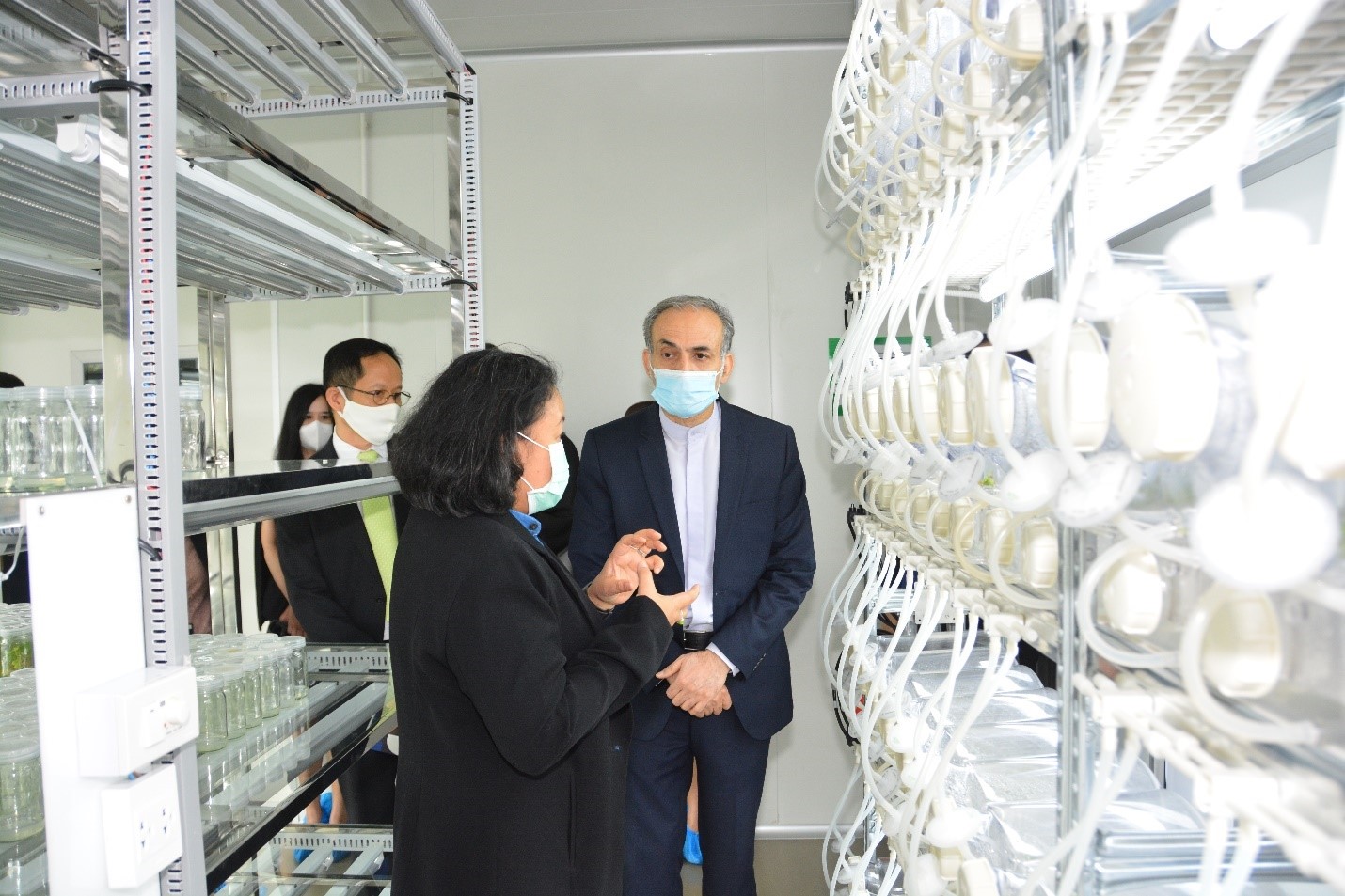 BIOTEC-NSTDA Hosted a Visit for Ambassador of Iran to Thailand – BIOTEC