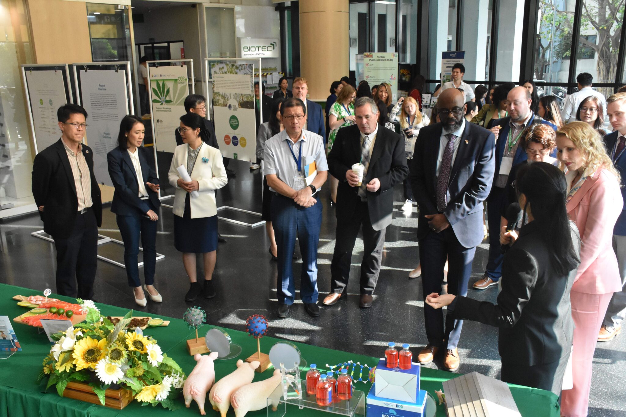คณะผู้แทน USDA และรัฐบาลกลางสหรัฐอเมริกา เยือนไบโอเทค หารือความร่วมมือ ...